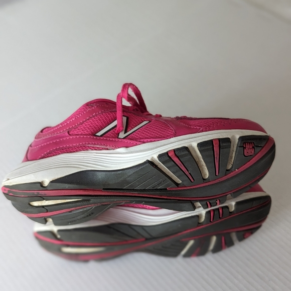 New Balance | Shoes | New Balance Pink Ribbon Susan Komen Breast Cancer ...